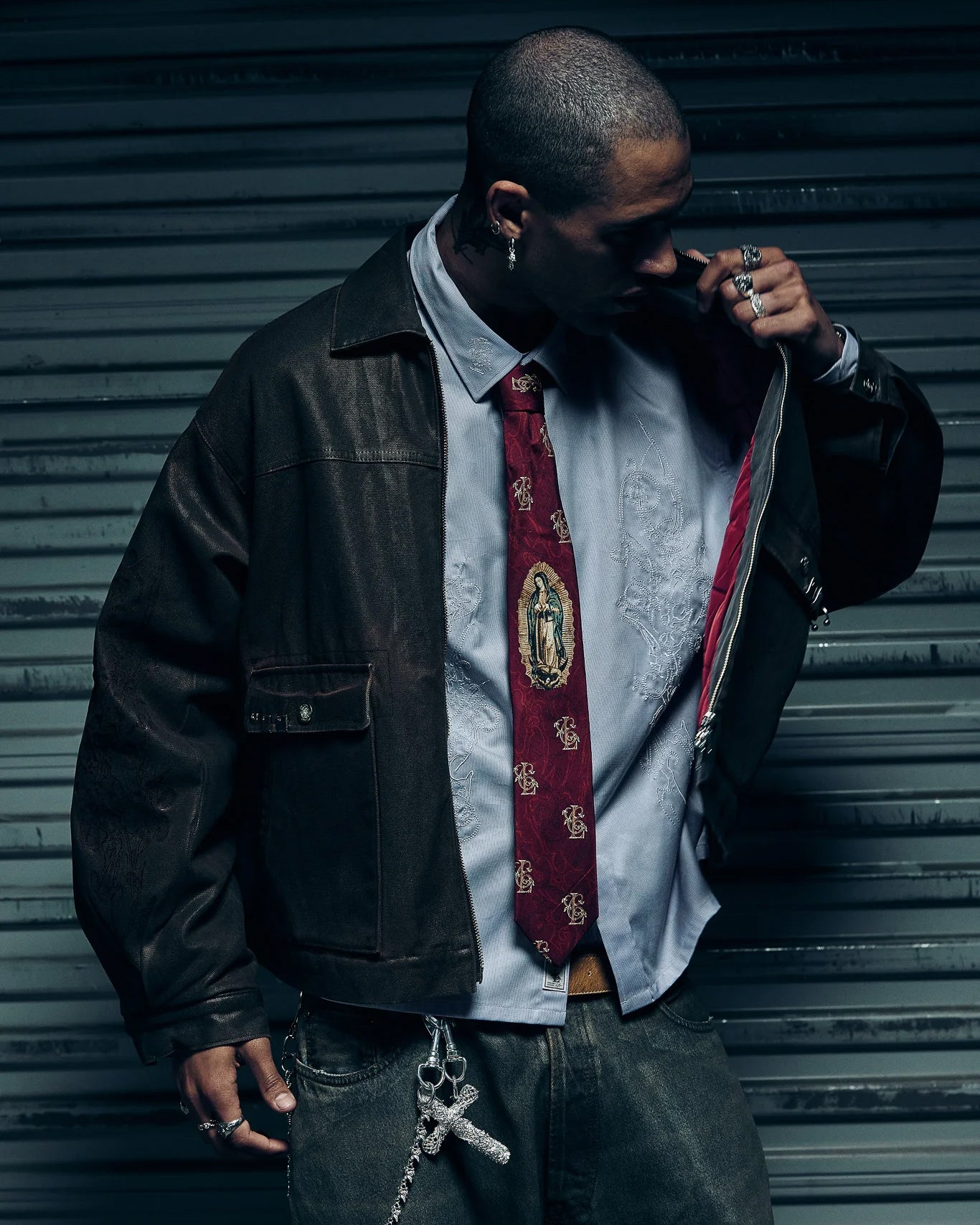 Ave Maria Clothing – Lox & Chain